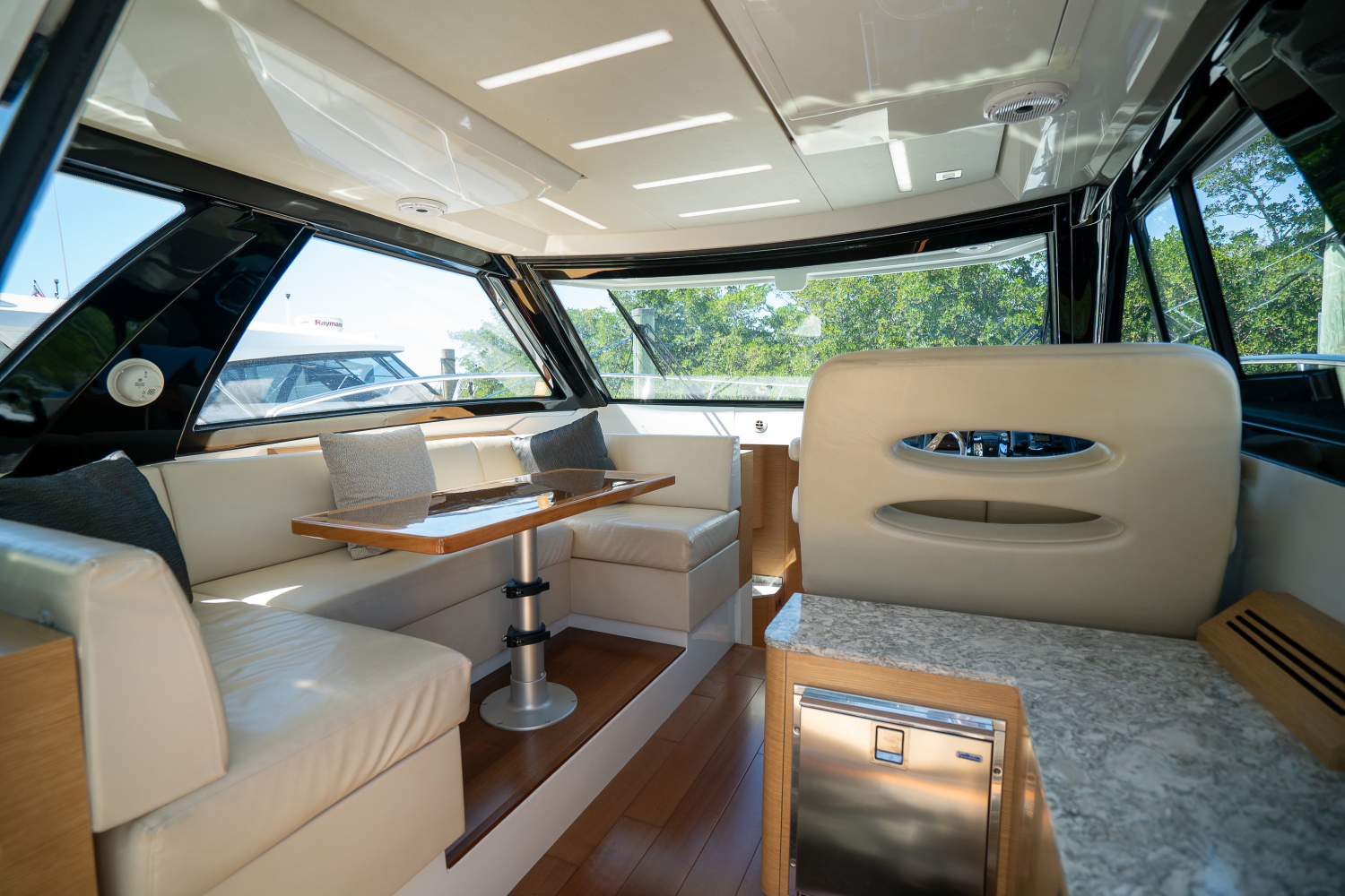 2021 Ocean Alexander 45 Divergence Coupe